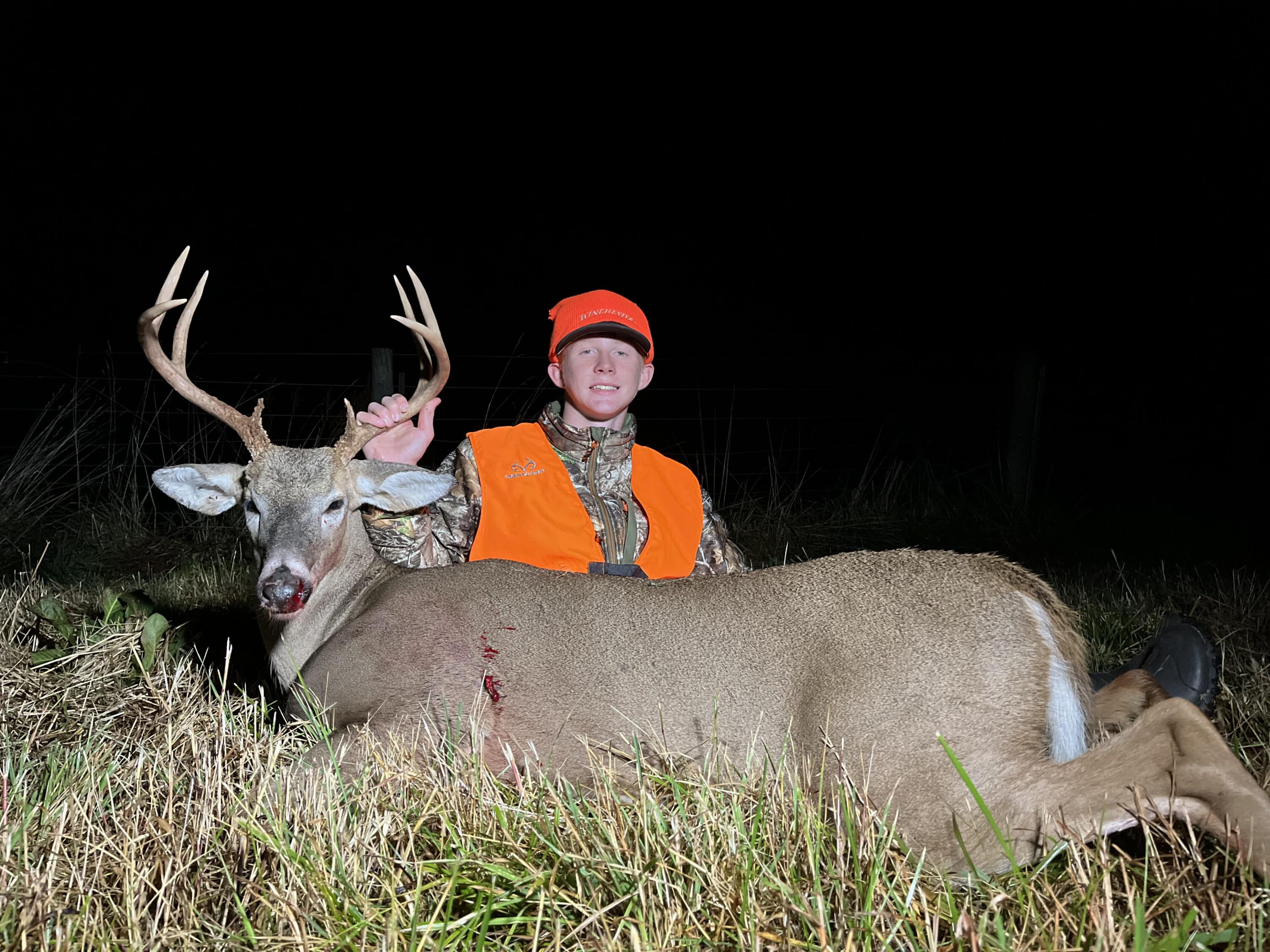 A Texas Bowhunting Miss & Kentucky Muzzleloader Buck Down